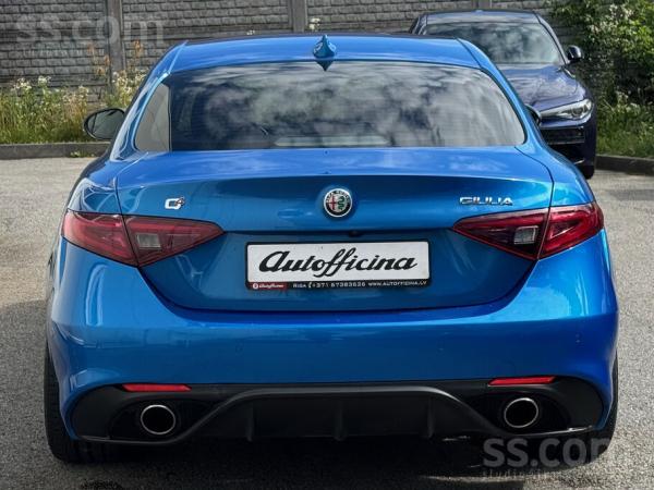 Zils Alfa Romeo Giulia 2017 Rīga, ar dzinēja tilpumu 2.20 L un nobraukumu 200 tūkst. km par 17500 €, foto 6 vietnē AUTOMOTO.COM.LV