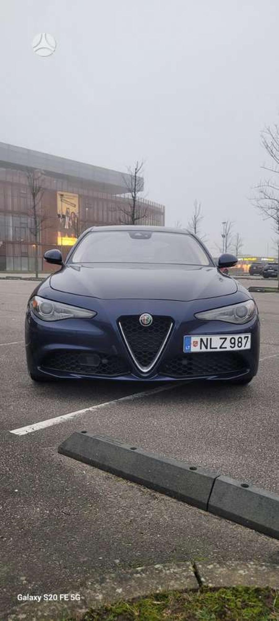 Zils Alfa Romeo Giulia 2018 Palanga, ar dzinēja tilpumu 2.00 L un nobraukumu 109 tūkst. km par 18990 €, foto 1 vietnē AUTOMOTO.COM.LV