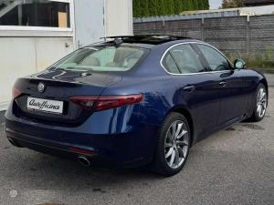 Zils Alfa Romeo Giulia 2019 Rīga, ar dzinēja tilpumu 2.00 L un nobraukumu 160 tūkst. km par 20900 €, foto 6 vietnē AUTOMOTO.COM.LV