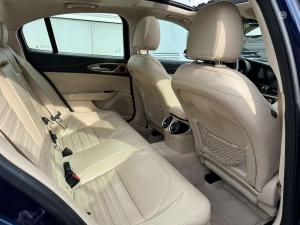 Zils Alfa Romeo Giulia 2019 Rīga, ar dzinēja tilpumu 2.00 L un nobraukumu 160 tūkst. km par 20900 €, foto 18 vietnē AUTOMOTO.COM.LV