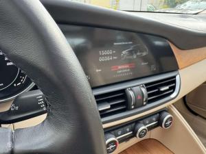 Zils Alfa Romeo Giulia 2019 Rīga, ar dzinēja tilpumu 2.00 L un nobraukumu 160 tūkst. km par 20900 €, foto 36 vietnē AUTOMOTO.COM.LV