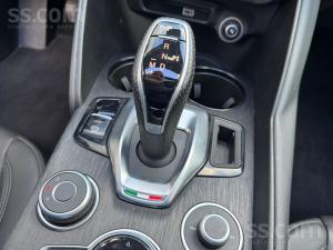 Zils Alfa Romeo Giulia 2020 Rīga, ar dzinēja tilpumu 2.20 L un nobraukumu 97 tūkst. km par 20900 €, foto 23 vietnē AUTOMOTO.COM.LV