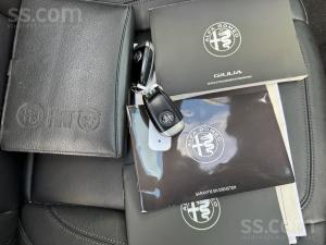Zils Alfa Romeo Giulia 2020 Rīga, ar dzinēja tilpumu 2.20 L un nobraukumu 97 tūkst. km par 20900 €, foto 31 vietnē AUTOMOTO.COM.LV