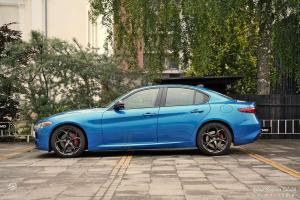 Zils Alfa Romeo Giulia 2020 Viļņa, ar dzinēja tilpumu 2.00 L un nobraukumu 73 tūkst. km par 23995 €, foto 4 vietnē AUTOMOTO.COM.LV