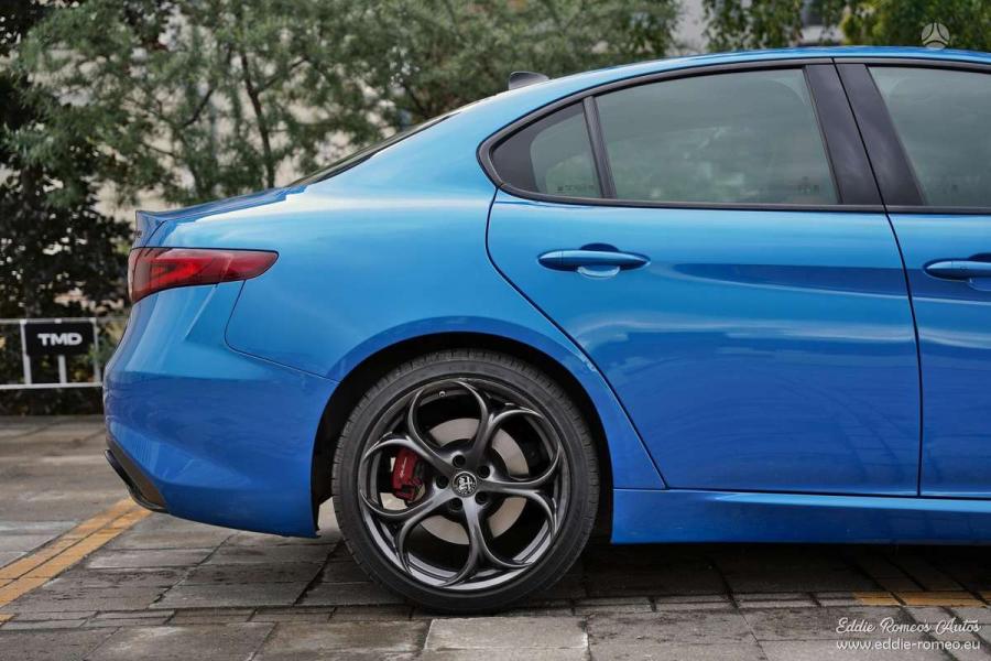 Zils Alfa Romeo Giulia 2020 Viļņa, ar dzinēja tilpumu 2.00 L un nobraukumu 73 tūkst. km par 23995 €, foto 10 vietnē AUTOMOTO.COM.LV