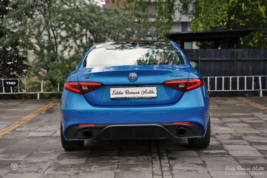 Zils Alfa Romeo Giulia 2020 Viļņa, ar dzinēja tilpumu 2.00 L un nobraukumu 73 tūkst. km par 23995 €, foto 12 vietnē AUTOMOTO.COM.LV