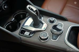 Zils Alfa Romeo Giulia 2020 Viļņa, ar dzinēja tilpumu 2.00 L un nobraukumu 73 tūkst. km par 23995 €, foto 22 vietnē AUTOMOTO.COM.LV