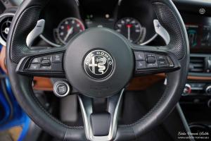 Zils Alfa Romeo Giulia 2020 Viļņa, ar dzinēja tilpumu 2.00 L un nobraukumu 73 tūkst. km par 23995 €, foto 24 vietnē AUTOMOTO.COM.LV