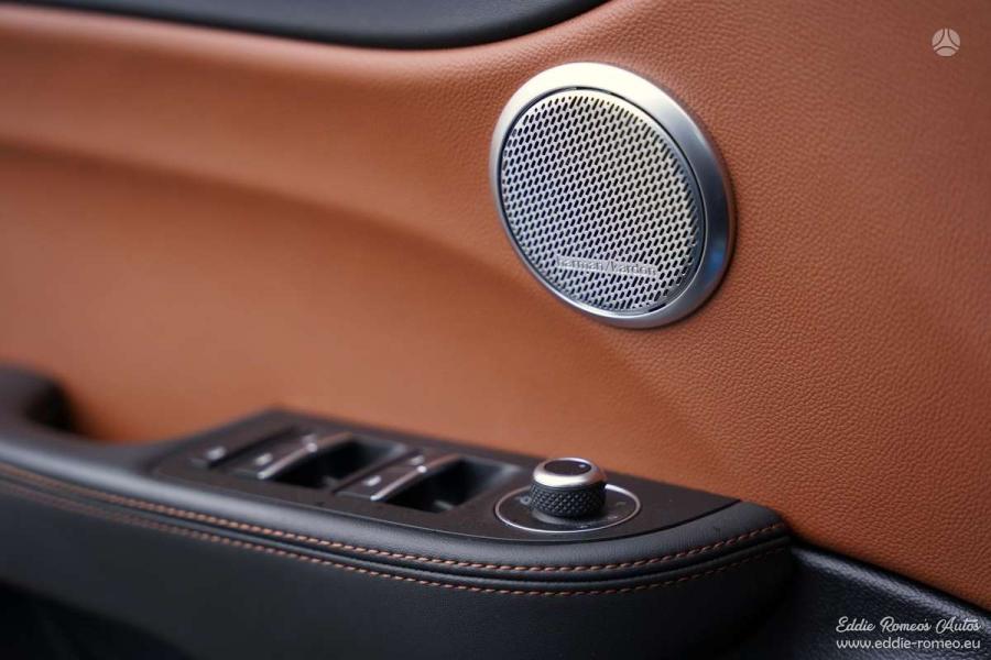 Zils Alfa Romeo Giulia 2020 Viļņa, ar dzinēja tilpumu 2.00 L un nobraukumu 73 tūkst. km par 23995 €, foto 28 vietnē AUTOMOTO.COM.LV