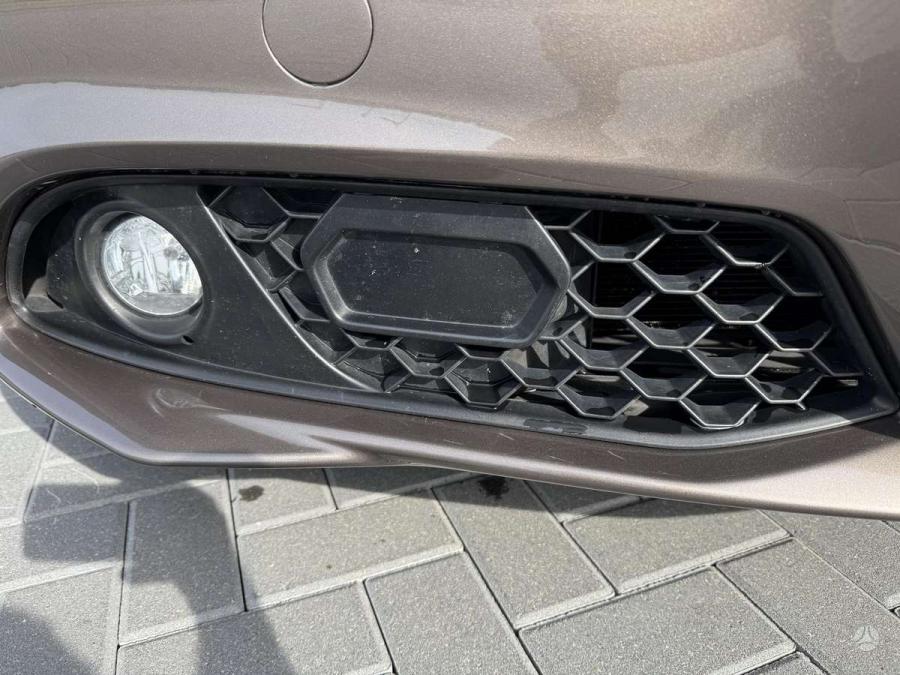 Brown Alfa Romeo Giulia 2017 in Telschi, with an engine capacity of 2.14 L and mileage of 207 thousand km for 8700 €, photo 13 on AUTOMOTO.COM.LV