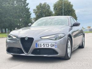 Alfa Romeo Giulia 2016 in Jurmala on AUTOMOTO.COM.LV Grey Alfa Romeo Giulia 2016 in Jurmala, with an engine capacity of 2.20 L and mileage of 0 thousand km for 10950 €, photo 1 on AUTOMOTO.COM.LV
