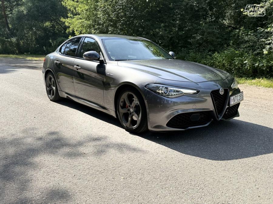Pelēks Alfa Romeo Giulia 2017 Ukmergė, ar dzinēja tilpumu 2.10 L un nobraukumu 228 tūkst. km par 12300 €, foto 4 vietnē AUTOMOTO.COM.LV