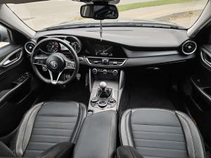 Pelēks Alfa Romeo Giulia 2018 Šauļi, ar dzinēja tilpumu 2.14 L un nobraukumu 323 tūkst. km par 7950 €, foto 13 vietnē AUTOMOTO.COM.LV