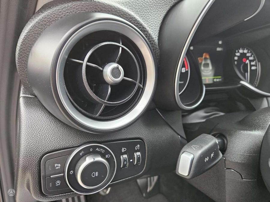 Pelēks Alfa Romeo Giulia 2018 Šauļi, ar dzinēja tilpumu 2.14 L un nobraukumu 323 tūkst. km par 7950 €, foto 22 vietnē AUTOMOTO.COM.LV