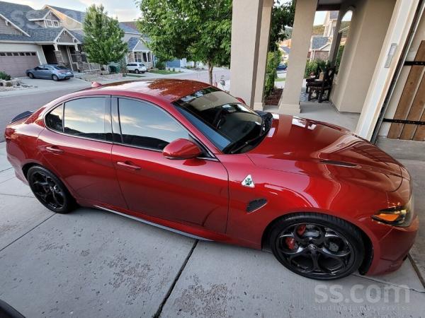 Alfa Romeo Giulia 2017 in Liepaja on AUTOMOTO.COM.LV Red Alfa Romeo Giulia 2017 in Liepaja, with an engine capacity of 2.90 L and mileage of 61 thousand km for 46900 €, photo 11 on AUTOMOTO.COM.LV
