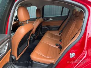 Sarkans Alfa Romeo Giulia 2017 Tallina, ar dzinēja tilpumu 2.00 L un nobraukumu 217 tūkst. km par 18000 €, foto 13 vietnē AUTOMOTO.COM.LV