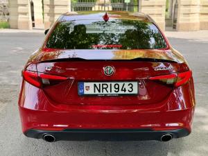 Sarkans Alfa Romeo Giulia 2017 Kauņa, ar dzinēja tilpumu 2.00 L un nobraukumu 83 tūkst. km par 18000 €, foto 7 vietnē AUTOMOTO.COM.LV