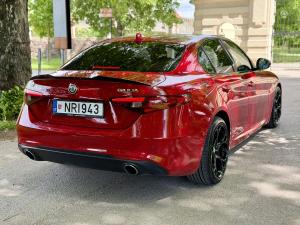 Sarkans Alfa Romeo Giulia 2017 Kauņa, ar dzinēja tilpumu 2.00 L un nobraukumu 83 tūkst. km par 18000 €, foto 8 vietnē AUTOMOTO.COM.LV
