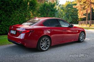 Red Alfa Romeo Giulia 2017 in Tallinn, with an engine capacity of 2.00 L and mileage of 139 thousand km for 17990 €, photo 6 on AUTOMOTO.COM.LV