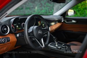 Red Alfa Romeo Giulia 2017 in Tallinn, with an engine capacity of 2.00 L and mileage of 139 thousand km for 17990 €, photo 13 on AUTOMOTO.COM.LV