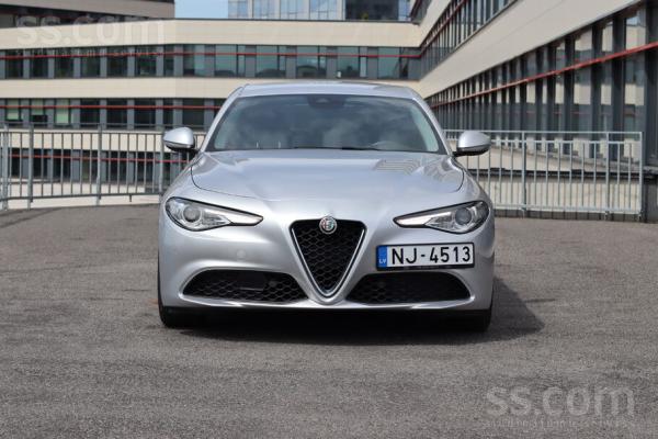 Alfa Romeo Giulia 2016 Rīga, ar dzinēja tilpumu 2.20 L un nobraukumu 125 tūkst. km par 16980 €, foto 2 vietnē AUTOMOTO.COM.LV