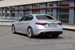 Alfa Romeo Giulia 2016 in Riga, with an engine capacity of 2.20 L and mileage of 125 thousand km for 16980 €, photo 5 on AUTOMOTO.COM.LV