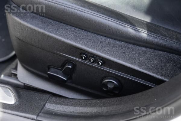 Alfa Romeo Giulia 2016 Rīga, ar dzinēja tilpumu 2.20 L un nobraukumu 125 tūkst. km par 16980 €, foto 10 vietnē AUTOMOTO.COM.LV
