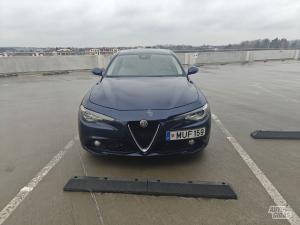 Alfa Romeo Giulia 2017 in Vilnius, with an engine capacity of 2.00 L and mileage of 165 thousand km for 14500 €, photo 6 on AUTOMOTO.COM.LV