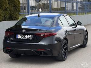 Alfa Romeo Giulia 2017 in Vilnius, with an engine capacity of 2.00 L and mileage of 138 thousand km for 16500 €, photo 7 on AUTOMOTO.COM.LV