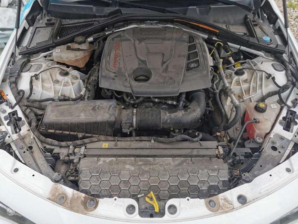 Alfa Romeo Giulia 2017 Klaipėda, ar dzinēja tilpumu 2.00 L un nobraukumu 86 tūkst. km par 9500 €, foto 9 vietnē AUTOMOTO.COM.LV