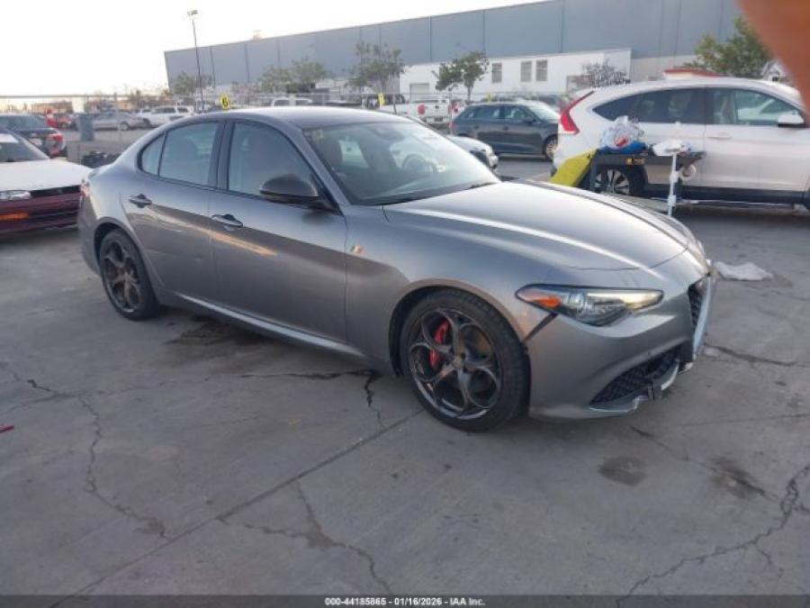 Alfa Romeo Giulia 2018 Klaipėda, ar dzinēja tilpumu 0.00 L un nobraukumu 0 tūkst. km par 7500 €, foto 1 vietnē AUTOMOTO.COM.LV
