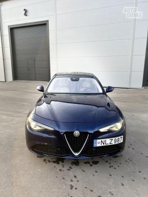 Alfa Romeo Giulia 2018 Palanga, ar dzinēja tilpumu 2.00 L un nobraukumu 120 tūkst. km par 17750 €, foto 3 vietnē AUTOMOTO.COM.LV