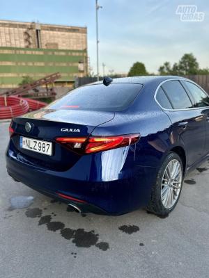Alfa Romeo Giulia 2018 Palanga, ar dzinēja tilpumu 2.00 L un nobraukumu 120 tūkst. km par 17750 €, foto 10 vietnē AUTOMOTO.COM.LV