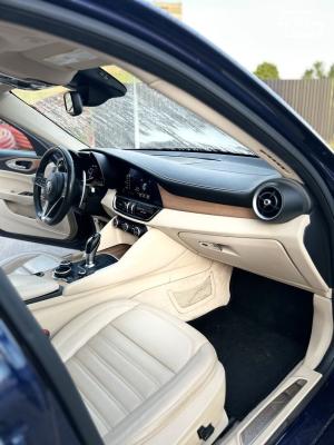 Alfa Romeo Giulia 2018 Palanga, ar dzinēja tilpumu 2.00 L un nobraukumu 120 tūkst. km par 17750 €, foto 21 vietnē AUTOMOTO.COM.LV