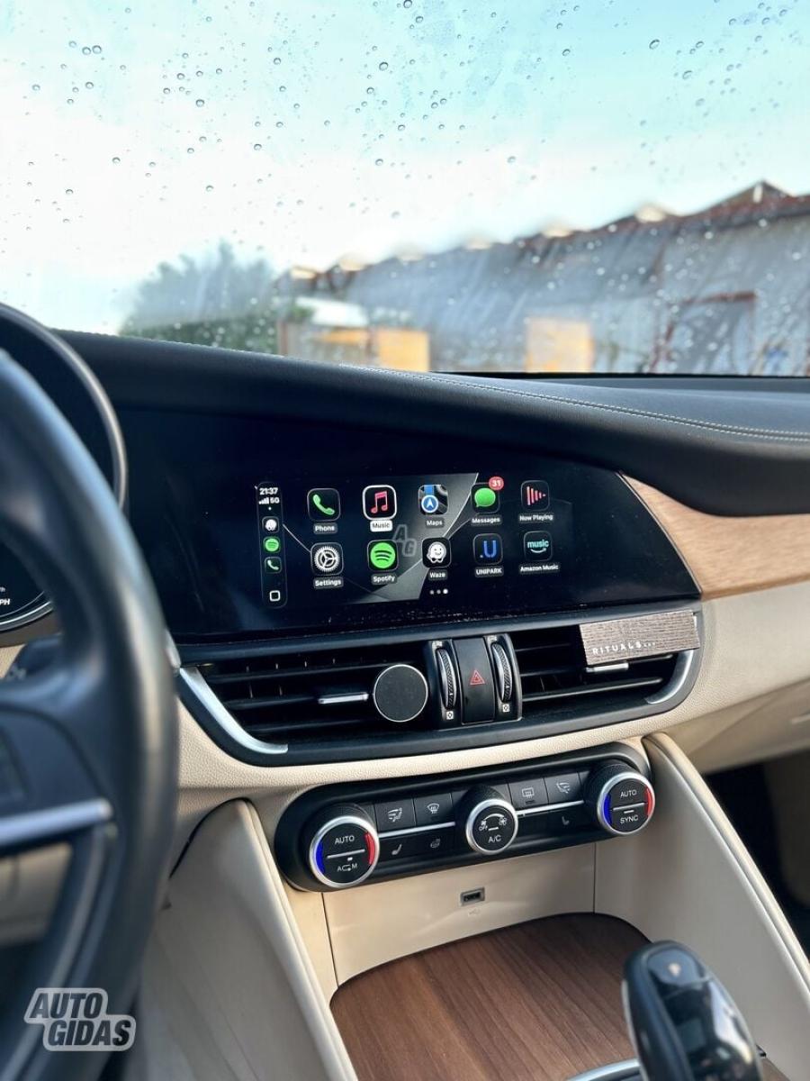 Alfa Romeo Giulia 2018 Palanga, ar dzinēja tilpumu 2.00 L un nobraukumu 120 tūkst. km par 17750 €, foto 22 vietnē AUTOMOTO.COM.LV