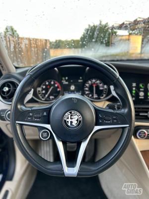 Alfa Romeo Giulia 2018 Palanga, ar dzinēja tilpumu 2.00 L un nobraukumu 120 tūkst. km par 17750 €, foto 23 vietnē AUTOMOTO.COM.LV