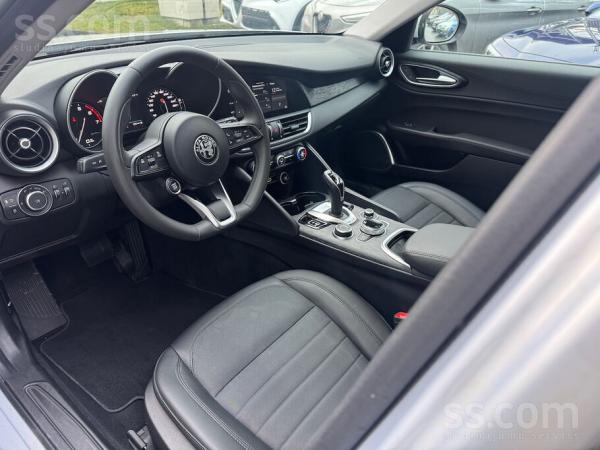 Альфа Ромео Джулия 2021 в Рига, объемом двигателя 2.00 л и пробегом 42 тыс. км за 21900 €, фото 8 на AUTOMOTO.COM.LV