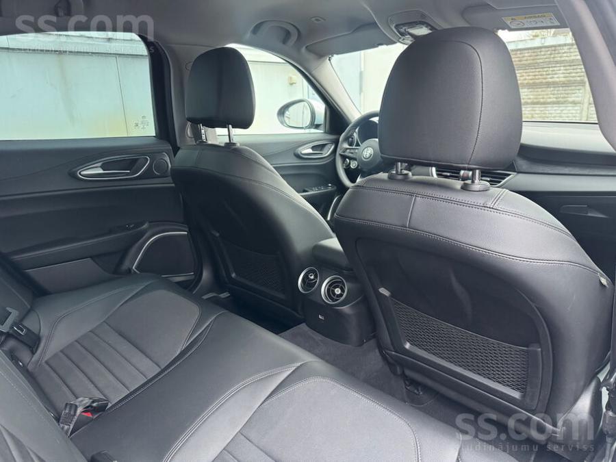 Alfa Romeo Giulia 2021 Rīga, ar dzinēja tilpumu 2.00 L un nobraukumu 42 tūkst. km par 21900 €, foto 19 vietnē AUTOMOTO.COM.LV