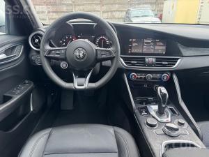 Alfa Romeo Giulia 2021 Rīga, ar dzinēja tilpumu 2.00 L un nobraukumu 42 tūkst. km par 21900 €, foto 21 vietnē AUTOMOTO.COM.LV