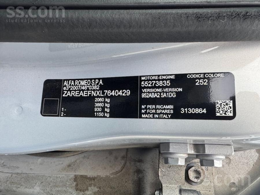 Alfa Romeo Giulia 2021 Rīga, ar dzinēja tilpumu 2.00 L un nobraukumu 42 tūkst. km par 21900 €, foto 31 vietnē AUTOMOTO.COM.LV
