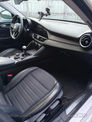 Balts Alfa Romeo Giulia 2016 Tallina, ar dzinēja tilpumu 2.10 L un nobraukumu 115 tūkst. km par 15999 €, foto 16 vietnē AUTOMOTO.COM.LV