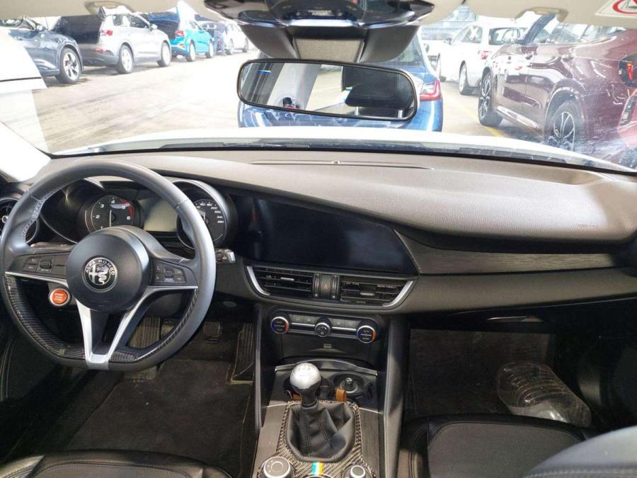 Balts Alfa Romeo Giulia 2016 Kauņa, ar dzinēja tilpumu 2.14 L un nobraukumu 95 tūkst. km par 12550 €, foto 6 vietnē AUTOMOTO.COM.LV