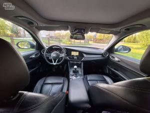 White Alfa Romeo Giulia 2017 in Ignalina, with an engine capacity of 2.10 L and mileage of 240 thousand km for 6750 €, photo 14 on AUTOMOTO.COM.LV