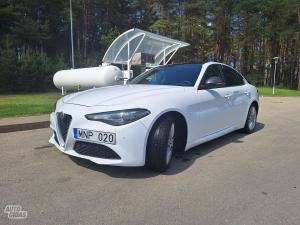 White Alfa Romeo Giulia 2017 in Ignalina, with an engine capacity of 2.10 L and mileage of 240 thousand km for 6750 €, photo 21 on AUTOMOTO.COM.LV