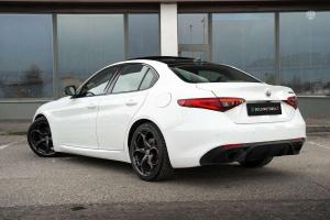 Balts Alfa Romeo Giulia 2018 Viļņa, ar dzinēja tilpumu 2.00 L un nobraukumu 78 tūkst. km par 18450 €, foto 3 vietnē AUTOMOTO.COM.LV
