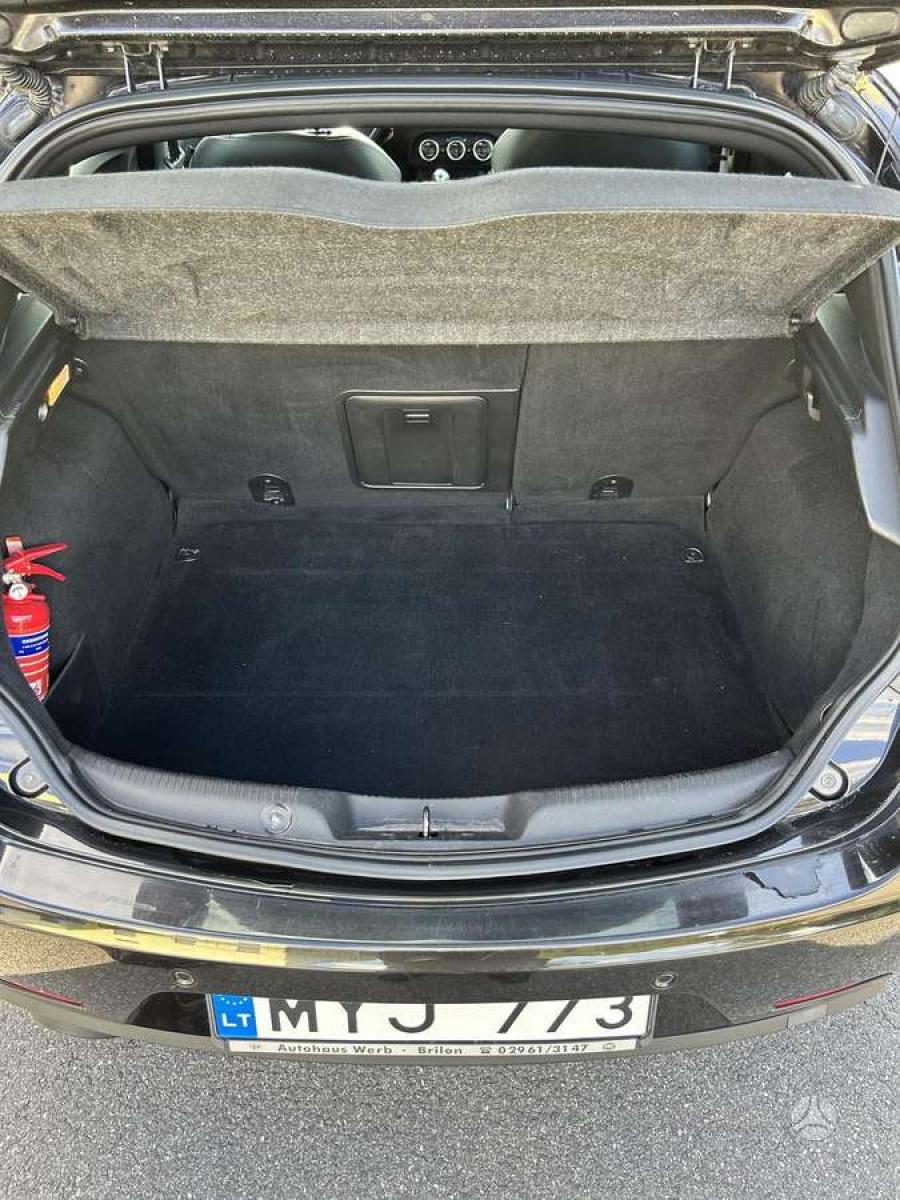 Melns Alfa Romeo Giulietta 2010 Kauņa, ar dzinēja tilpumu 1.37 L un nobraukumu 167 tūkst. km par 3990 €, foto 13 vietnē AUTOMOTO.COM.LV