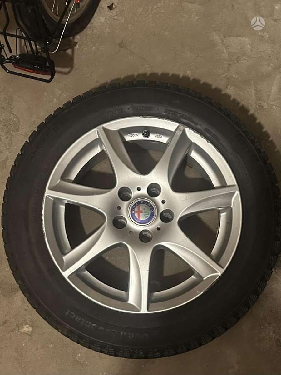 Melns Alfa Romeo Giulietta 2010 Kauņa, ar dzinēja tilpumu 1.37 L un nobraukumu 167 tūkst. km par 3990 €, foto 25 vietnē AUTOMOTO.COM.LV