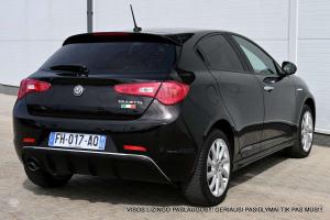 Melns Alfa Romeo Giulietta 2019 Kretinga, ar dzinēja tilpumu 1.37 L un nobraukumu 166 tūkst. km par 6750 €, foto 9 vietnē AUTOMOTO.COM.LV