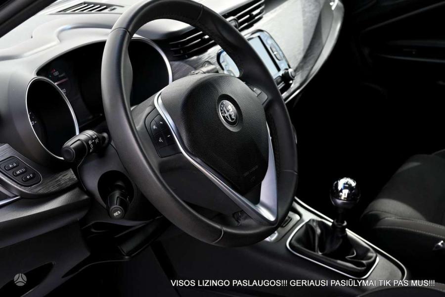 Melns Alfa Romeo Giulietta 2019 Kretinga, ar dzinēja tilpumu 1.37 L un nobraukumu 166 tūkst. km par 6750 €, foto 19 vietnē AUTOMOTO.COM.LV