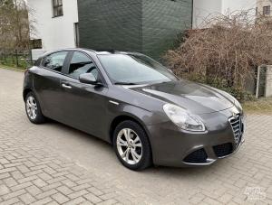 Brūns Alfa Romeo Giulietta 2011 Viļņa, ar dzinēja tilpumu 1.40 L un nobraukumu 228 tūkst. km par 1850 €, foto 6 vietnē AUTOMOTO.COM.LV